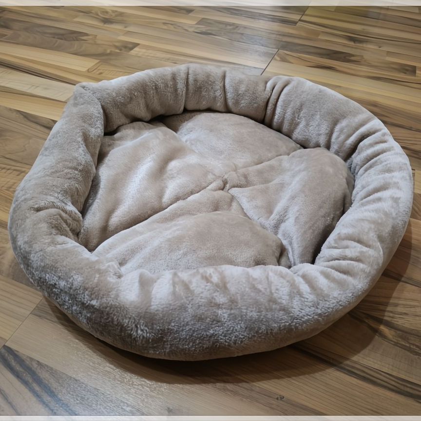 Лежанка для собак и кошек