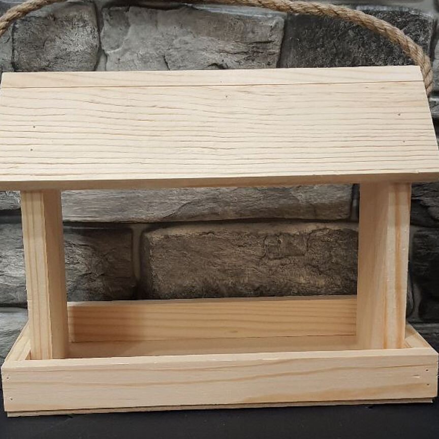 Кормушка для птиц