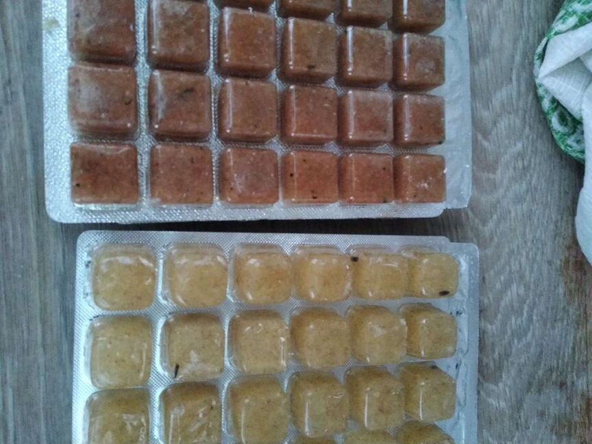 Заморозка мотыль и сухой корм