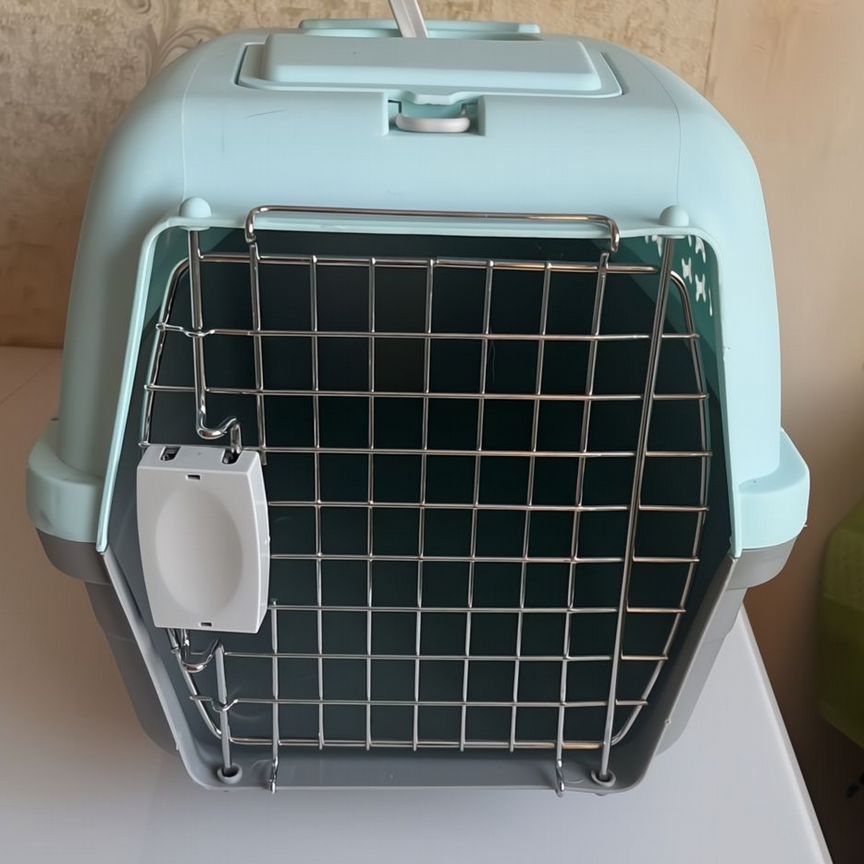 Переноска для кошек пластиковая