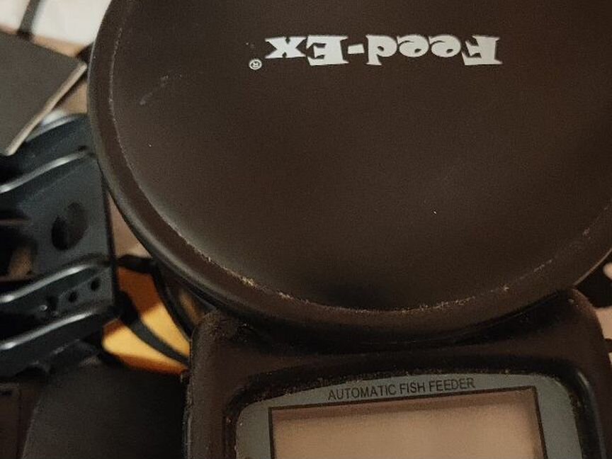 Автоматическая кормушка для рыбок