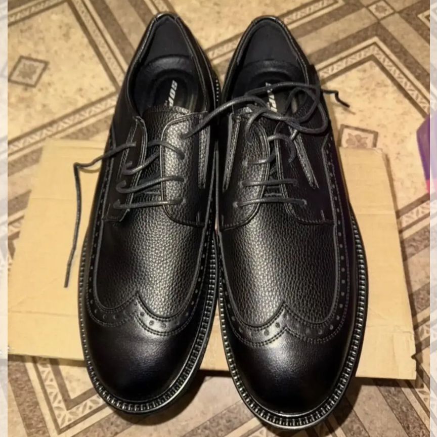 Туфли мужские 40 размер черные