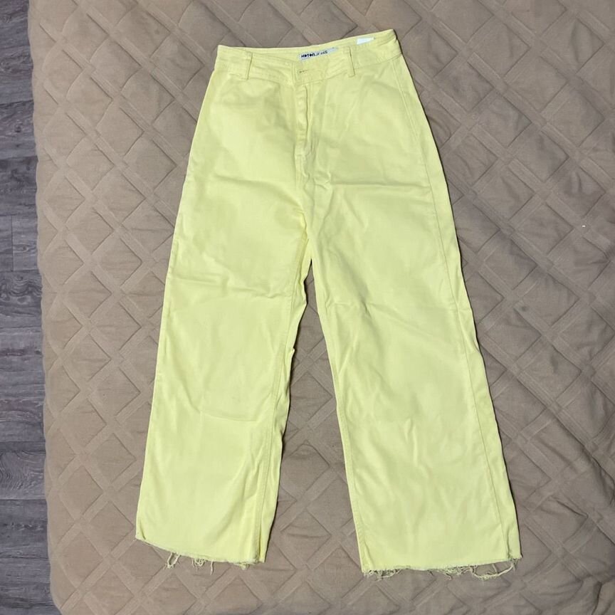 Джинсы бананы женские