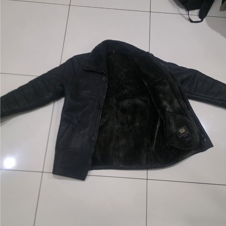 Дубленка натуральная мужская 52 54