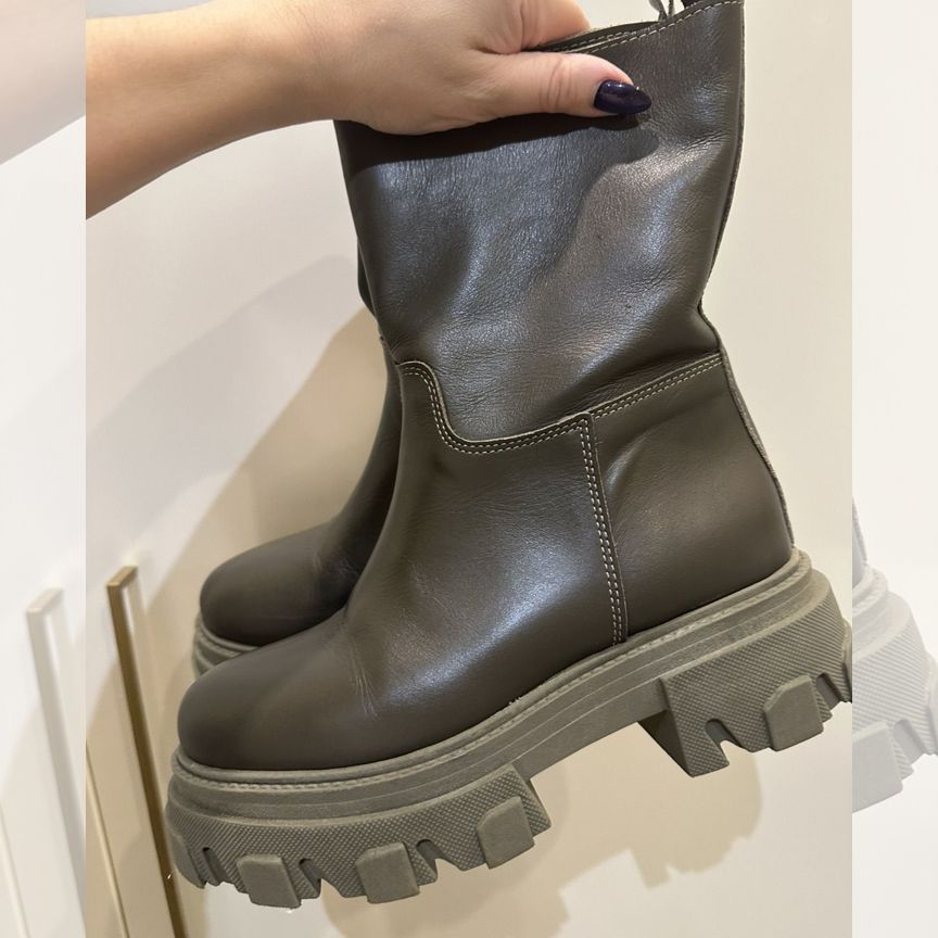 Ботинки из натуральной кожи (рендеву)