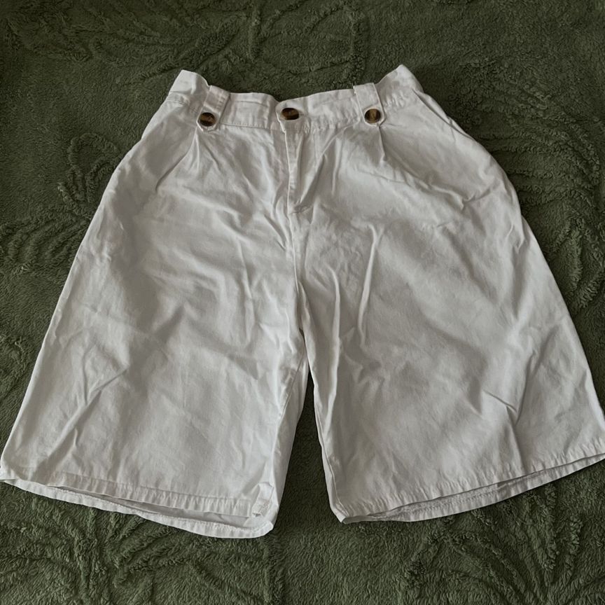 Шорты белые женские 44-46