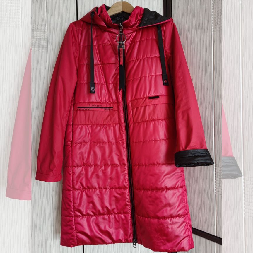 Куртка женская 46 размер