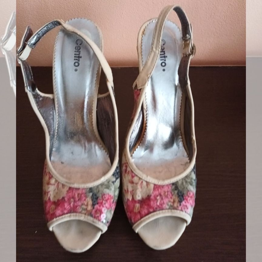 Босоножки женские 40 размер