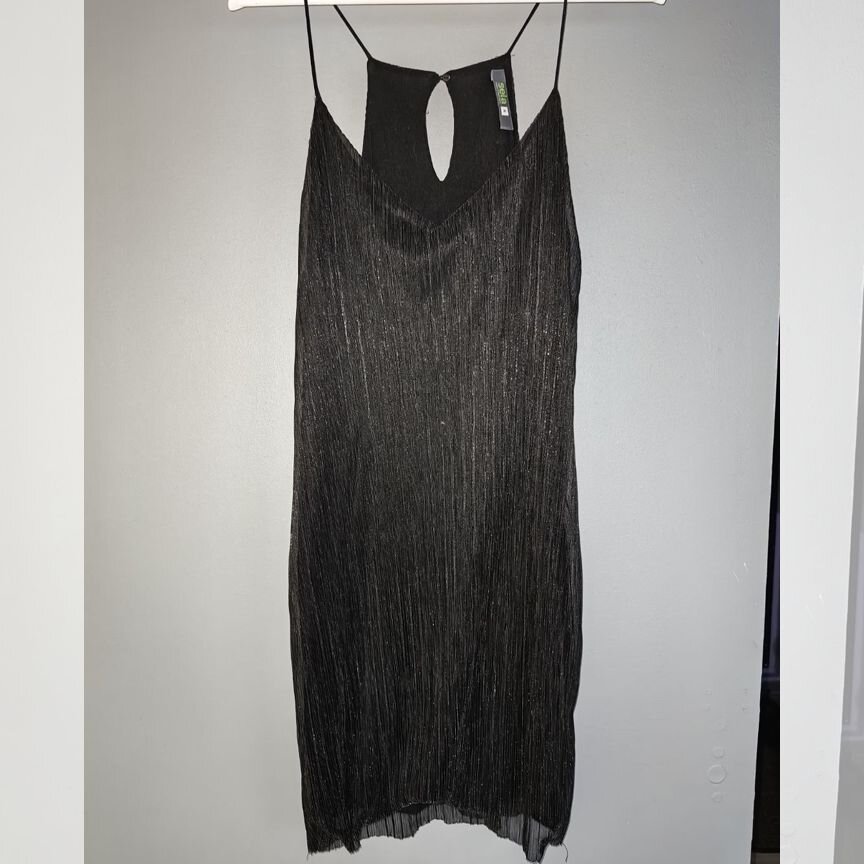 Продаю платье sela 42