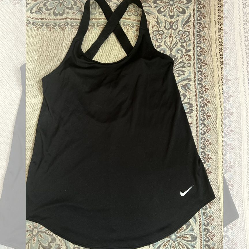 Спортивная майка женская nike