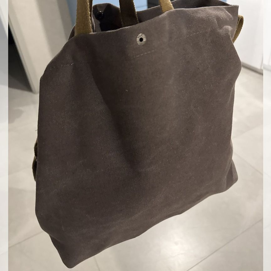 Пакет с женскими вещами