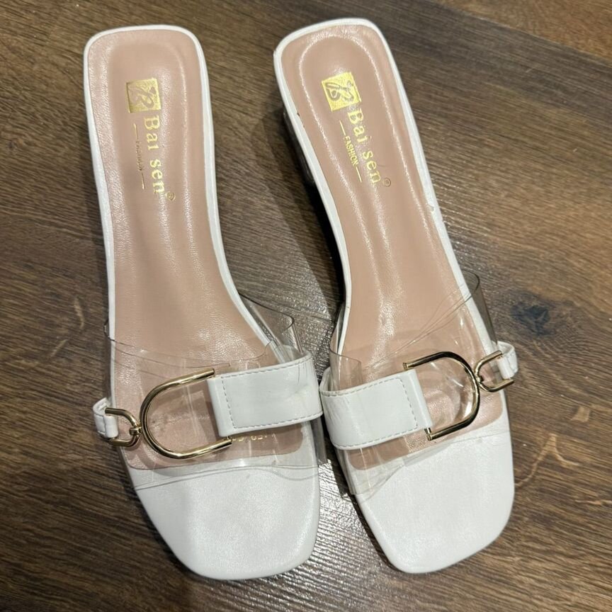 Босоножки женские