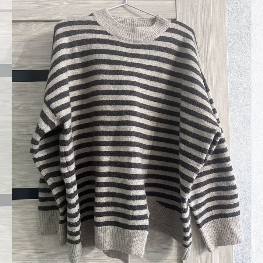 Свитер женский оверсайз