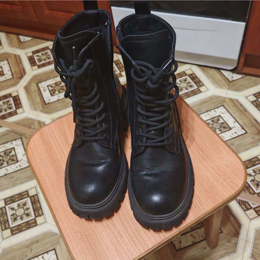 Ботинки женские демисезонные 37 размер кожа