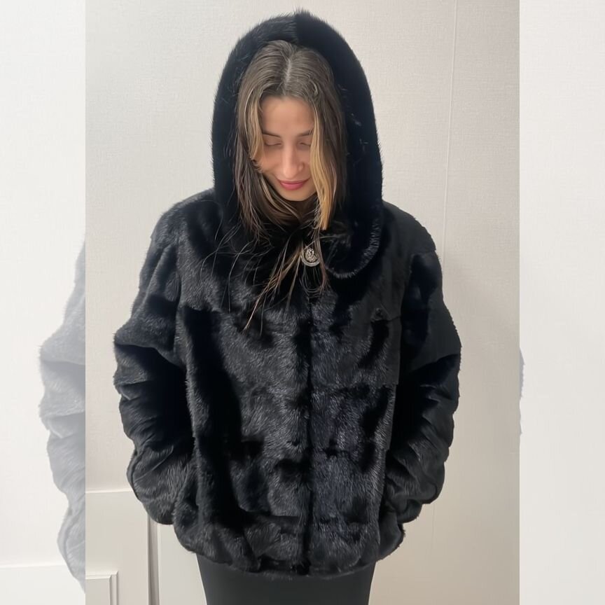 Шуба норковая с капюшоном 48 50